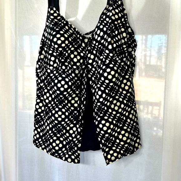 Swim | Delta Burke Swimwear 16w Tankini Top | Poshmark